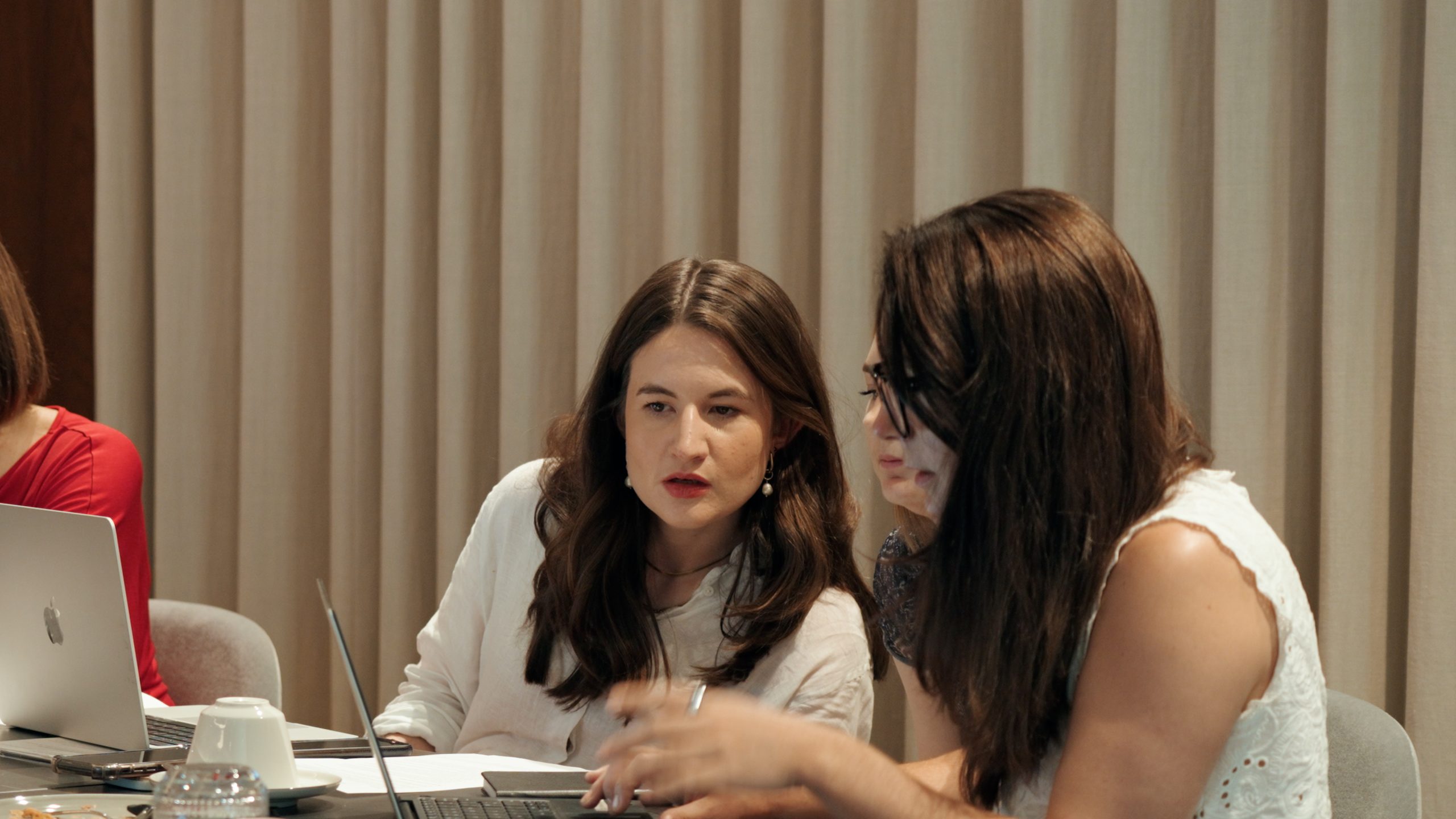 What to look for in a crisis simulation platform - Social Simulator